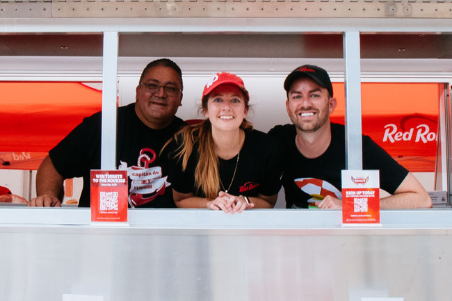 Join our team! View career options and benefits | Red Robin