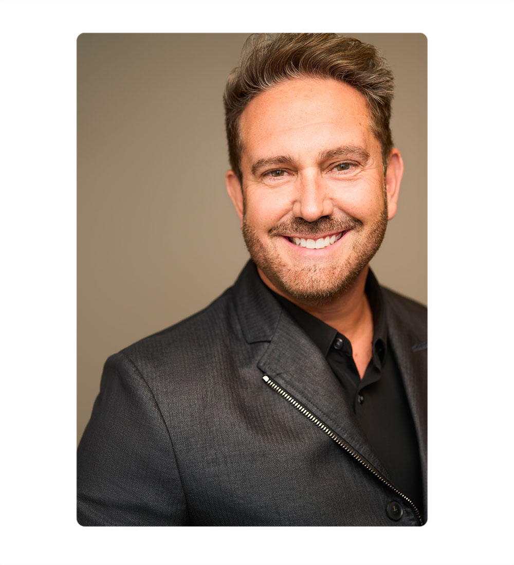 Meet the leadership team behind the burgers | Red Robin